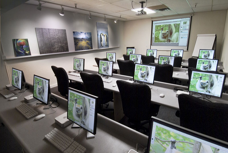 UN AMBIENTE AGRADABLE PARA EL BENEFICIO DE LOS ESTUDIANTES: UNAS AULAS ...